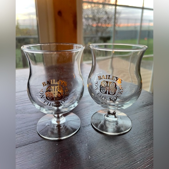 Dining | Set 2 Baileys Irish Cream On The Rocks Stemmed Snifter Glasses ...